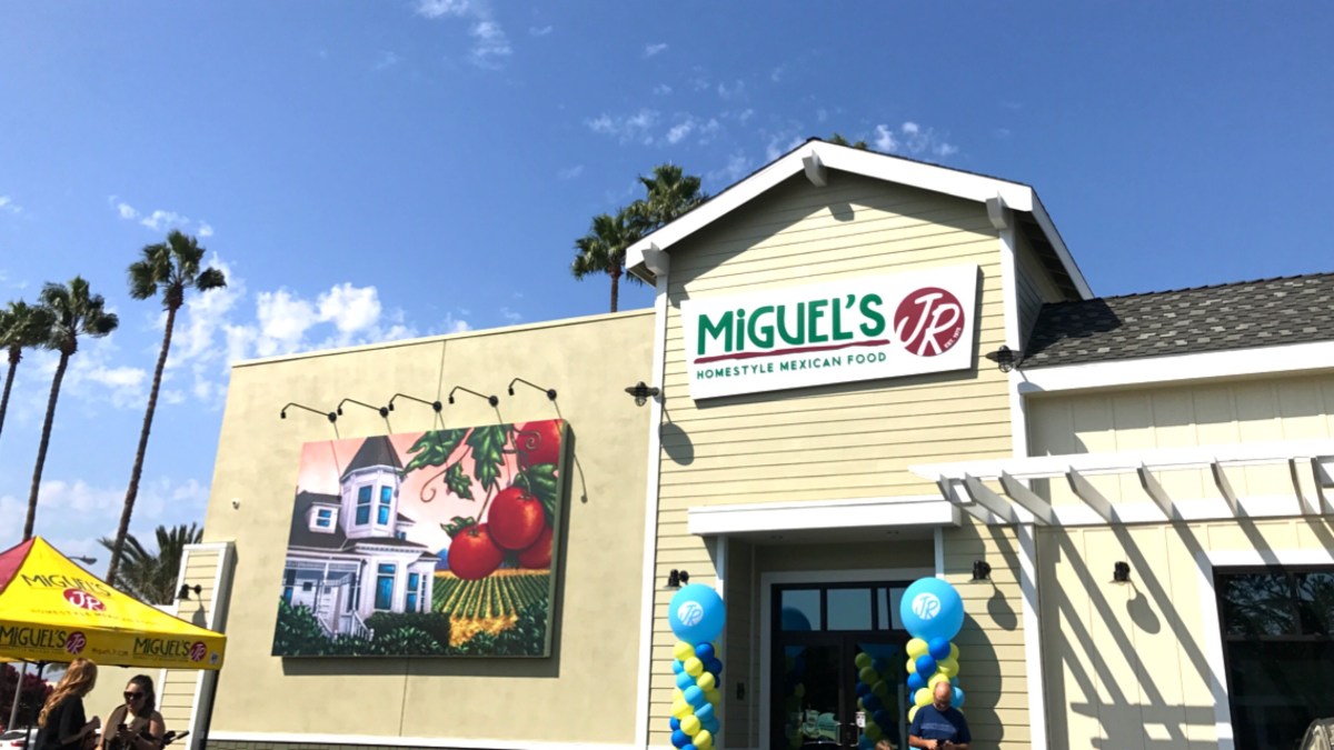 Celebrating Miguels JR Grand Opening in Huntington Beach Plus GIVEAWAYS ...